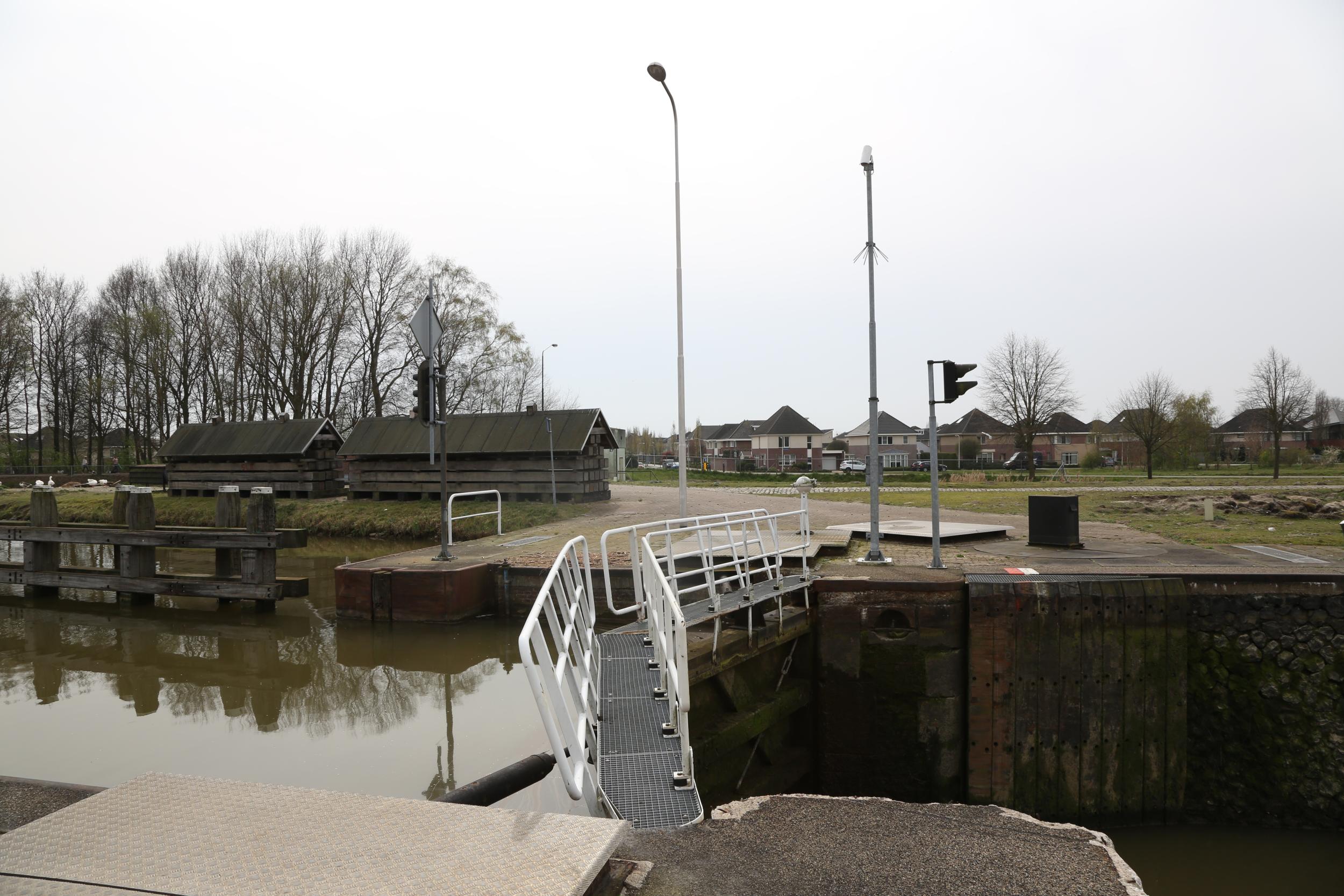 Sluis II | Binnenvaart in Beeld